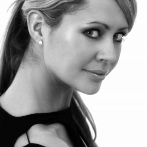 Biography – Jo Appleby Soprano UK